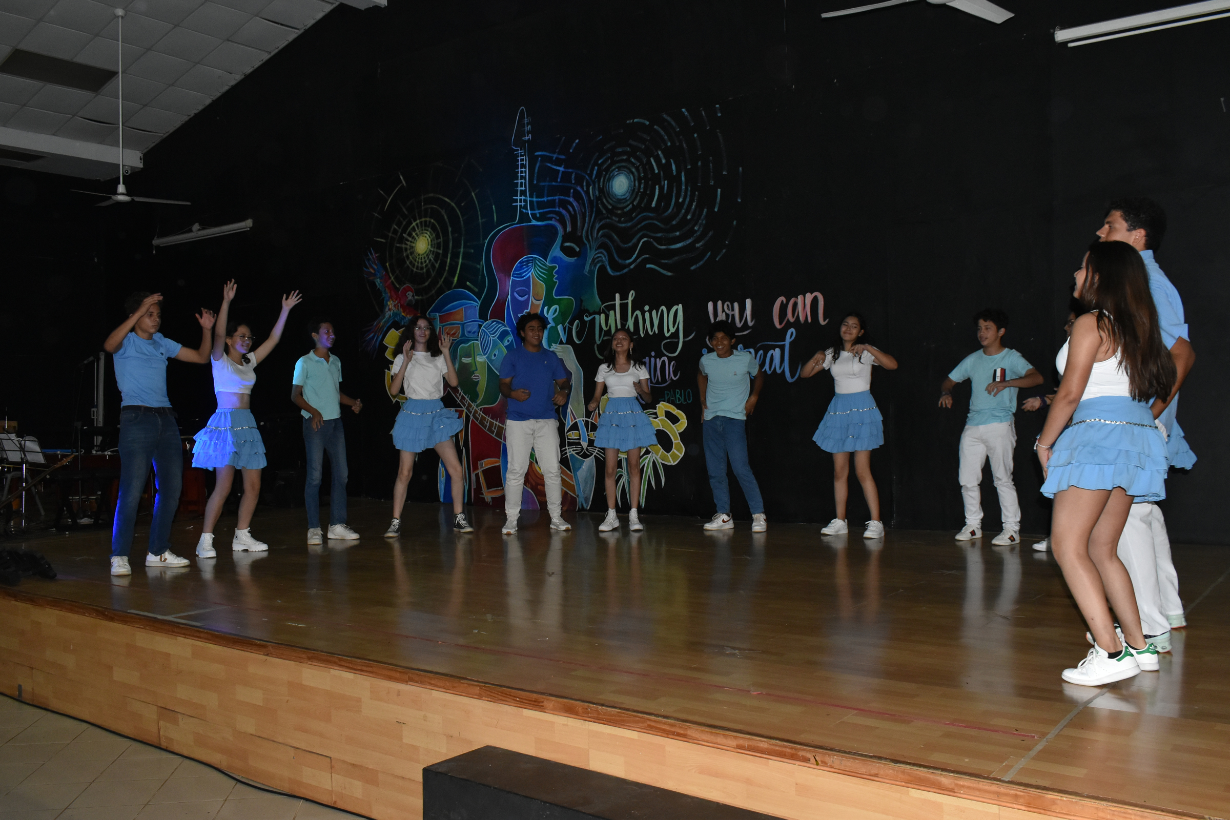 Show de Talentos 2024 - Secundaria | Escuela Universal Pierre y Marie Curie