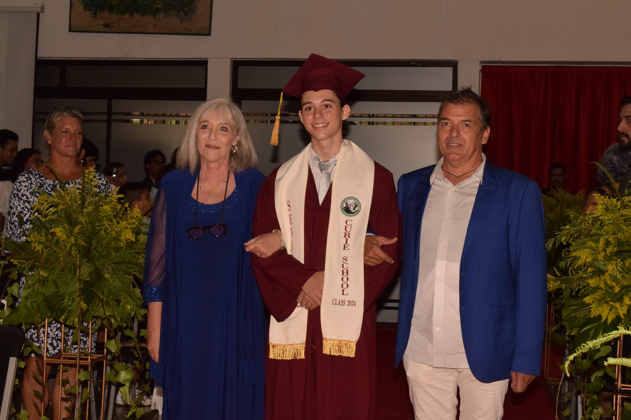 High School Graduation 2023 - 2024 | Universal School Pierre and Marie ...