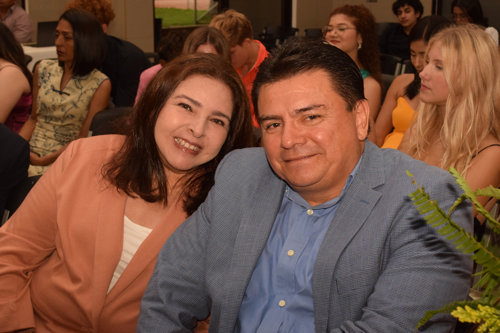 High School Graduation 2023 - 2024 | Universal School Pierre and Marie ...