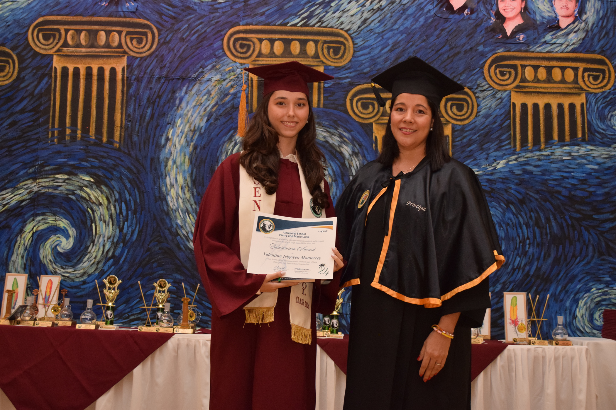 High School Graduation 2023 - 2024 | Universal School Pierre and Marie ...