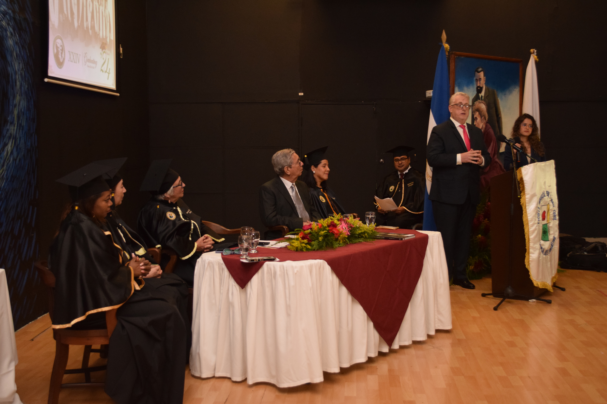 High School Graduation 2023 - 2024 | Universal School Pierre and Marie ...