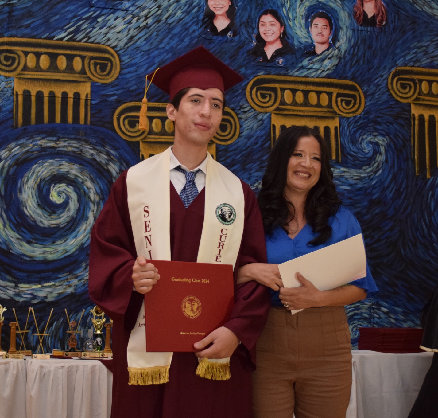 High School Graduation 2023 - 2024 | Universal School Pierre and Marie ...