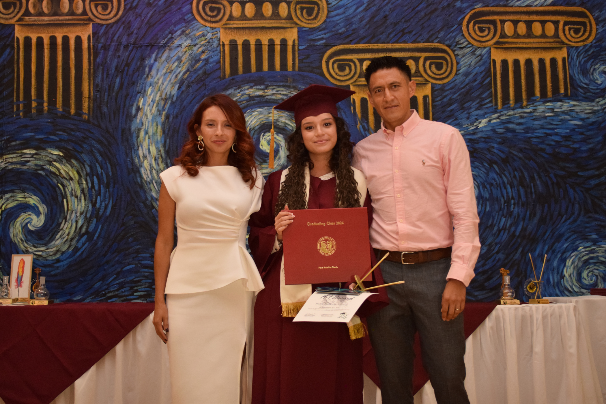 High School Graduation 2023 - 2024 | Universal School Pierre and Marie ...