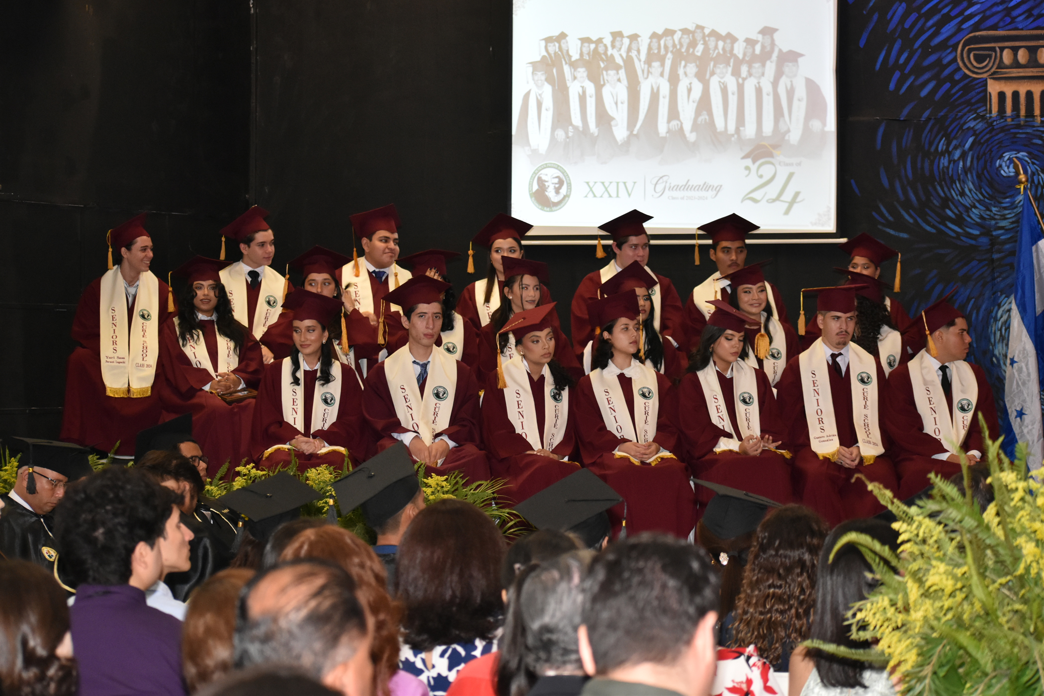 High School Graduation 2023 - 2024 | Universal School Pierre and Marie ...